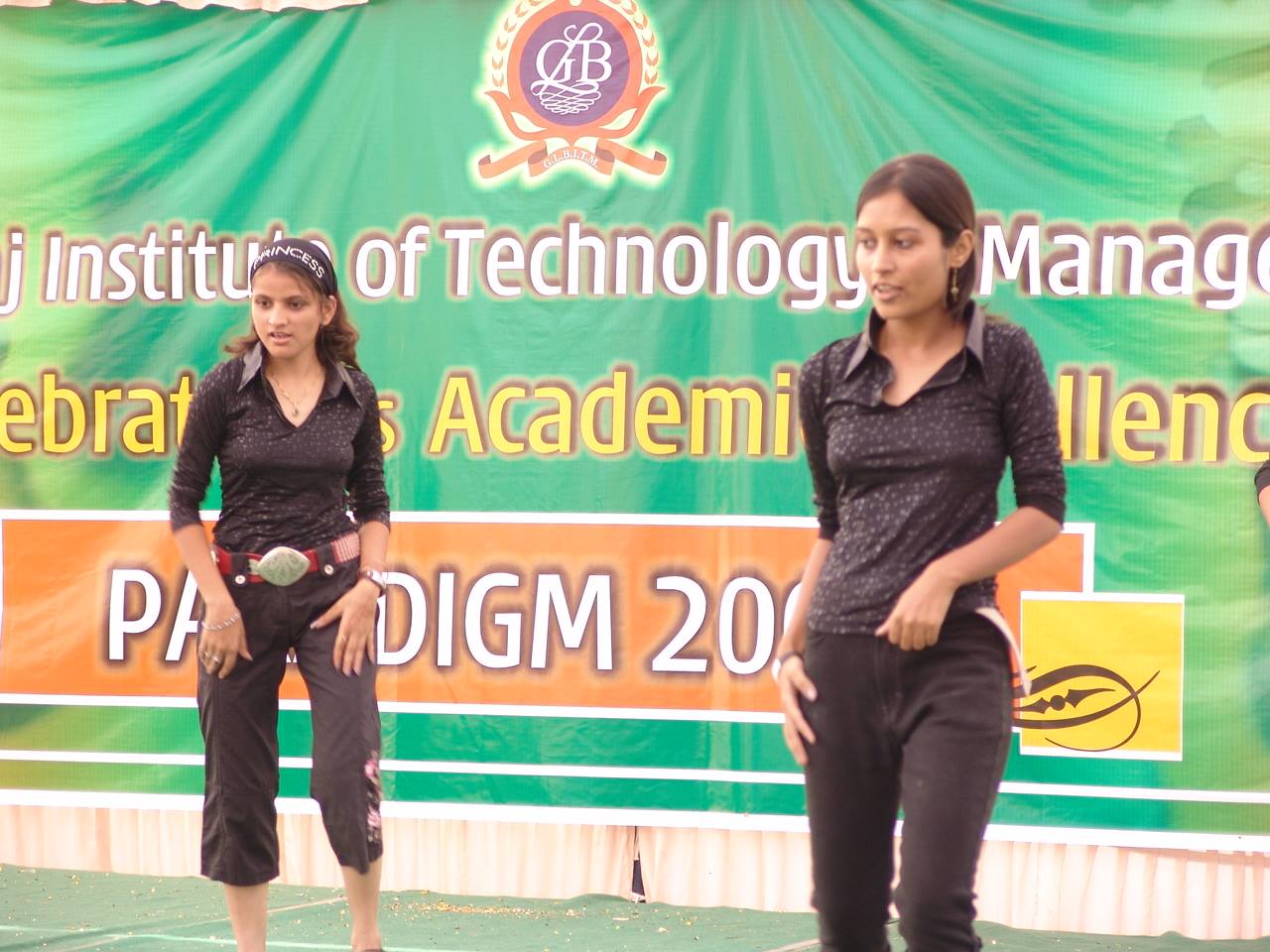 GL BAJAJ INSTITUTE OF TECHNOLOGY & MANAGEMENT - Noida