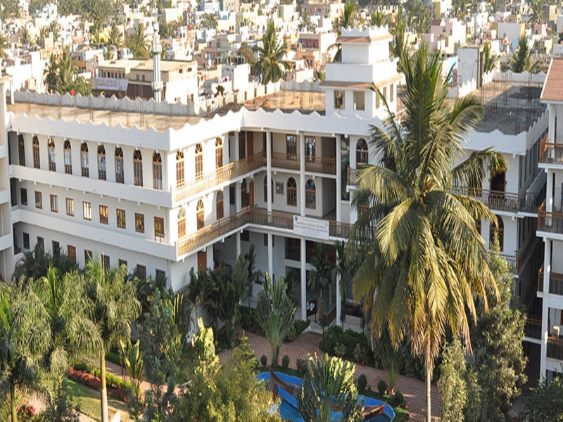 Rajiv Gandhi Institute of Technology - Enlightening Careers