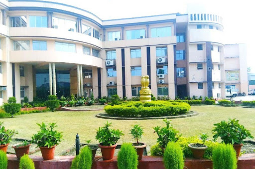 SRMU Lucknow Admission 2024, Fee, Placement, Ranking,Scholarships
